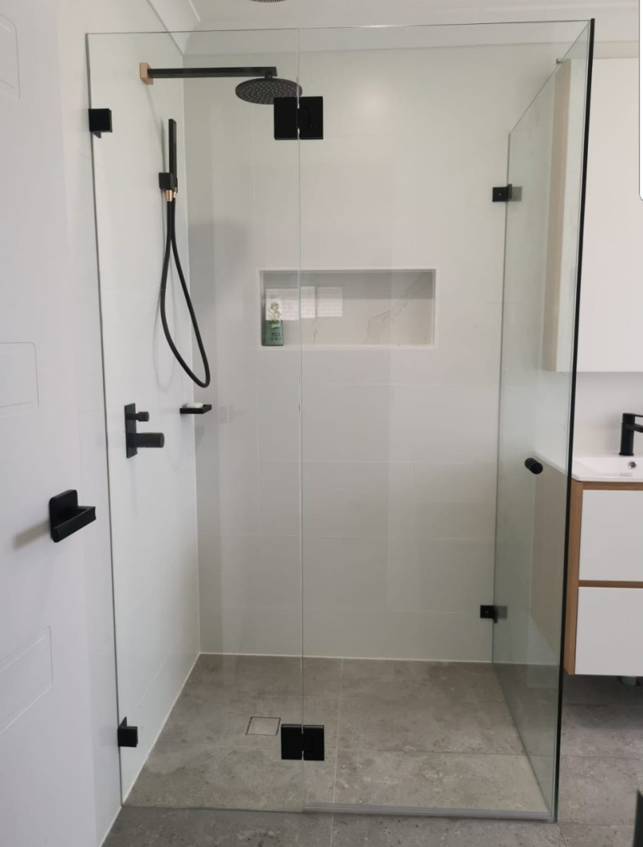 Frameless L Shape Shower Screens – Cheapest Shower Screens