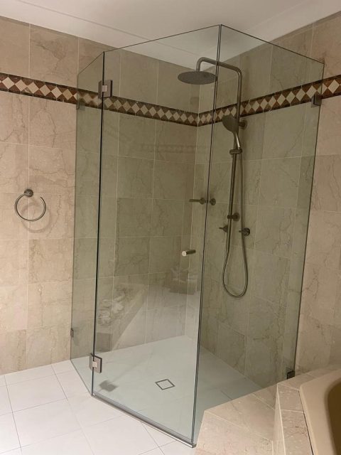 Frameless Splayed Shower Screens – Cheapest Shower Screens