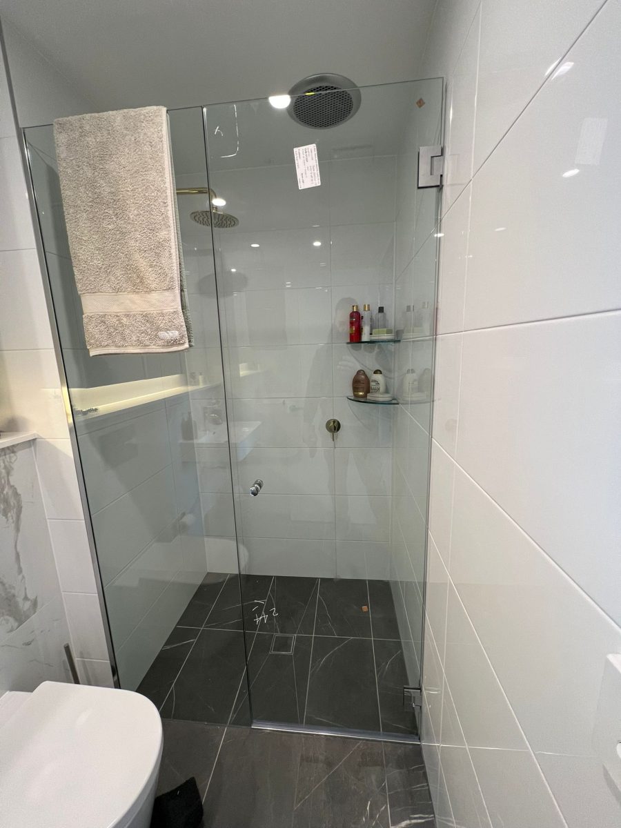 Frameless Wall to Wall Shower Screens – Cheapest Shower Screens