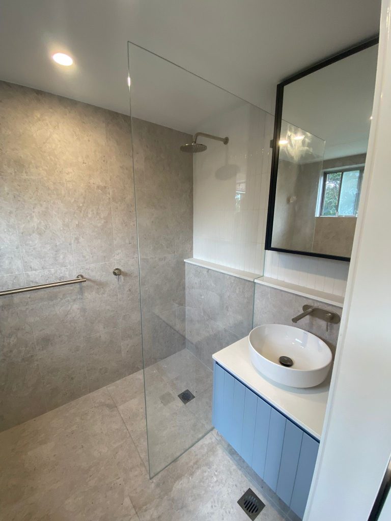 Frameless Fixed Panel Shower Screen – Cheapest Shower Screens