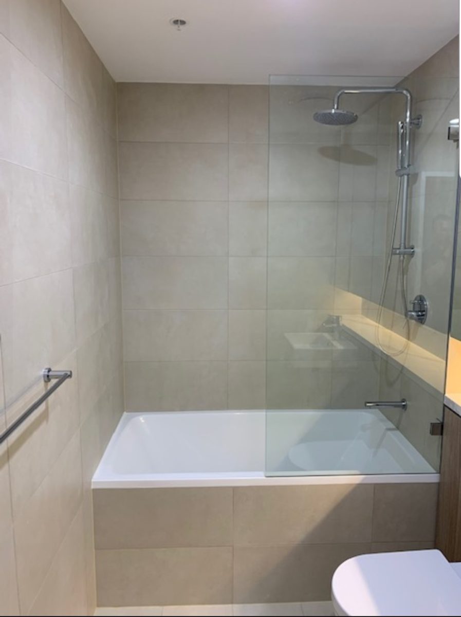Frameless Fixed Panel Bathtub Shower Screens – Cheapest Shower Screens