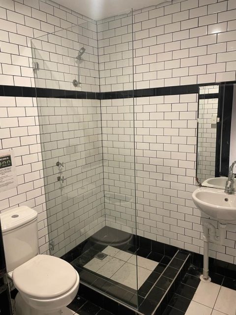 Frameless Fixed Panel Shower Screen – Cheapest Shower Screens