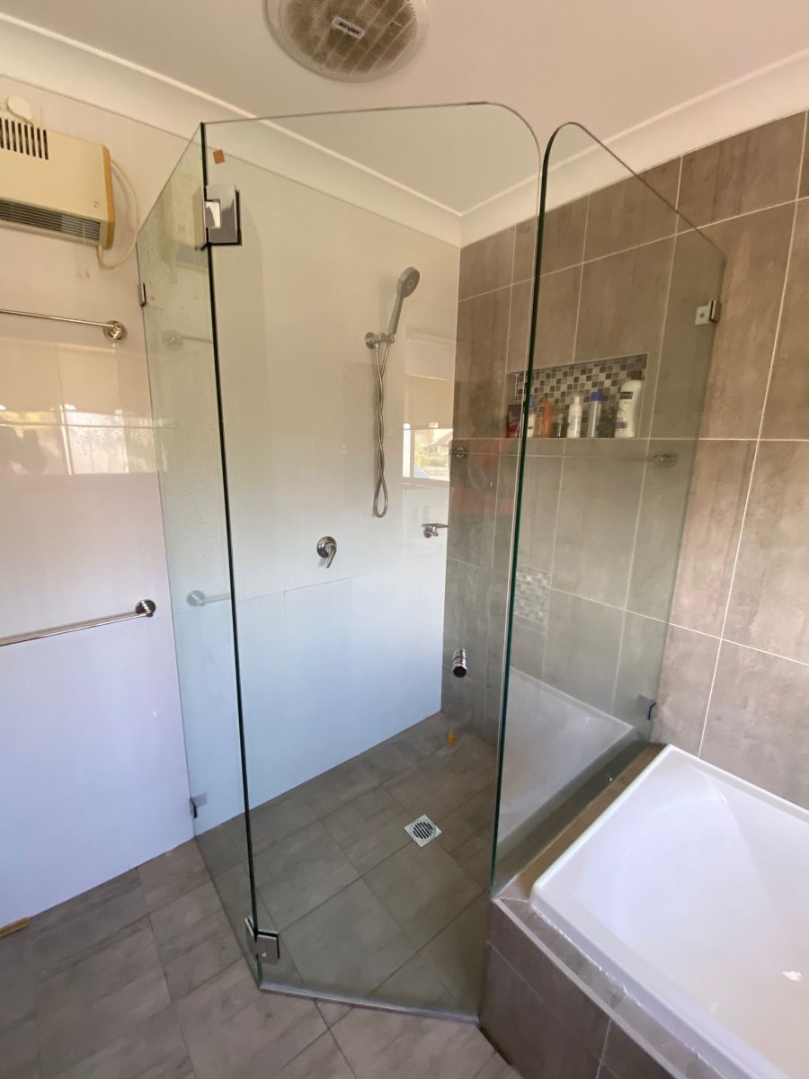 Frameless Splayed Shower Screens – Cheapest Shower Screens