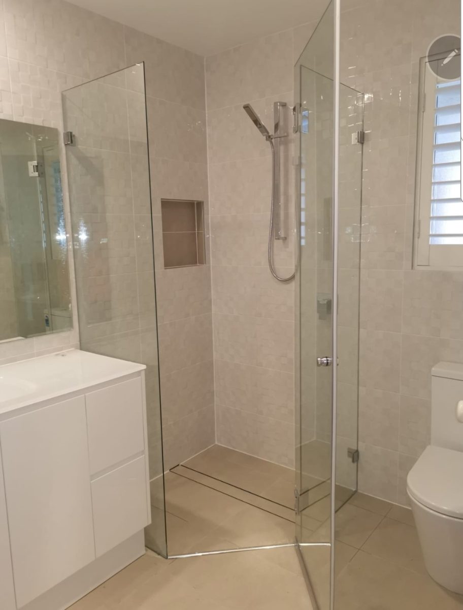 Frameless Splayed Shower Screens – Cheapest Shower Screens