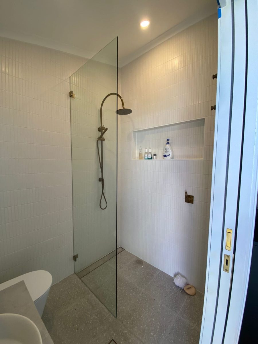 Frameless Fixed Panel Shower Screen – Cheapest Shower Screens